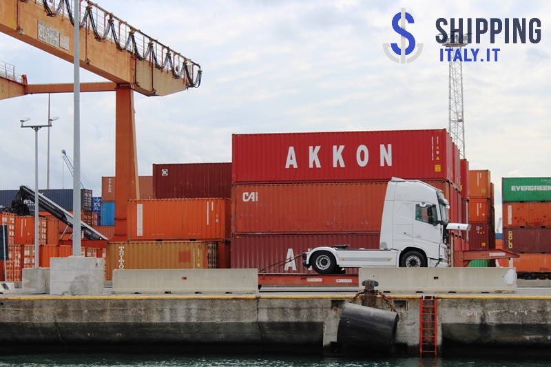 Akkon Lines avvia una nuova linea container fra Turchia, Italia e ...
