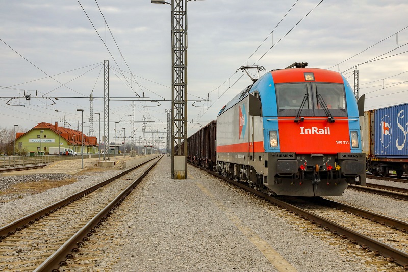 Da InRail un nuovo treno per il trasporto di nerofumo da Genova all ...