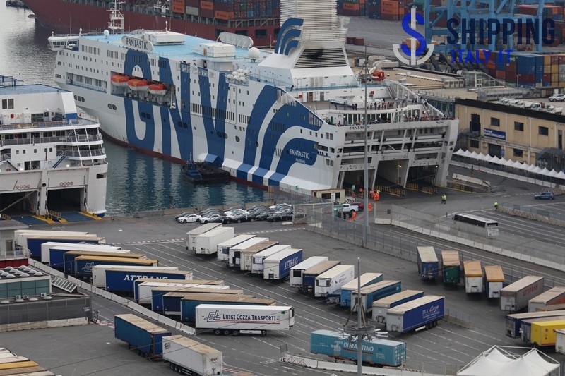 Grandi Navi Veloci in profondo rosso (perdita di 125 milioni) e Aponte inietta 128 milioni di ...