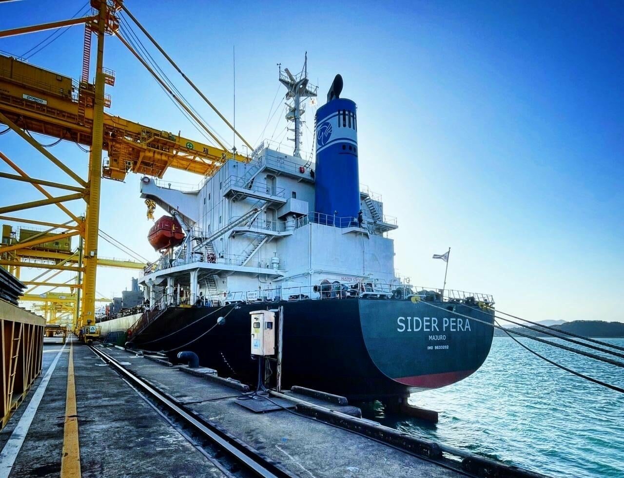 Oltre a Sider Ambos entra nella flotta di Nova Marine Carriers anche ...