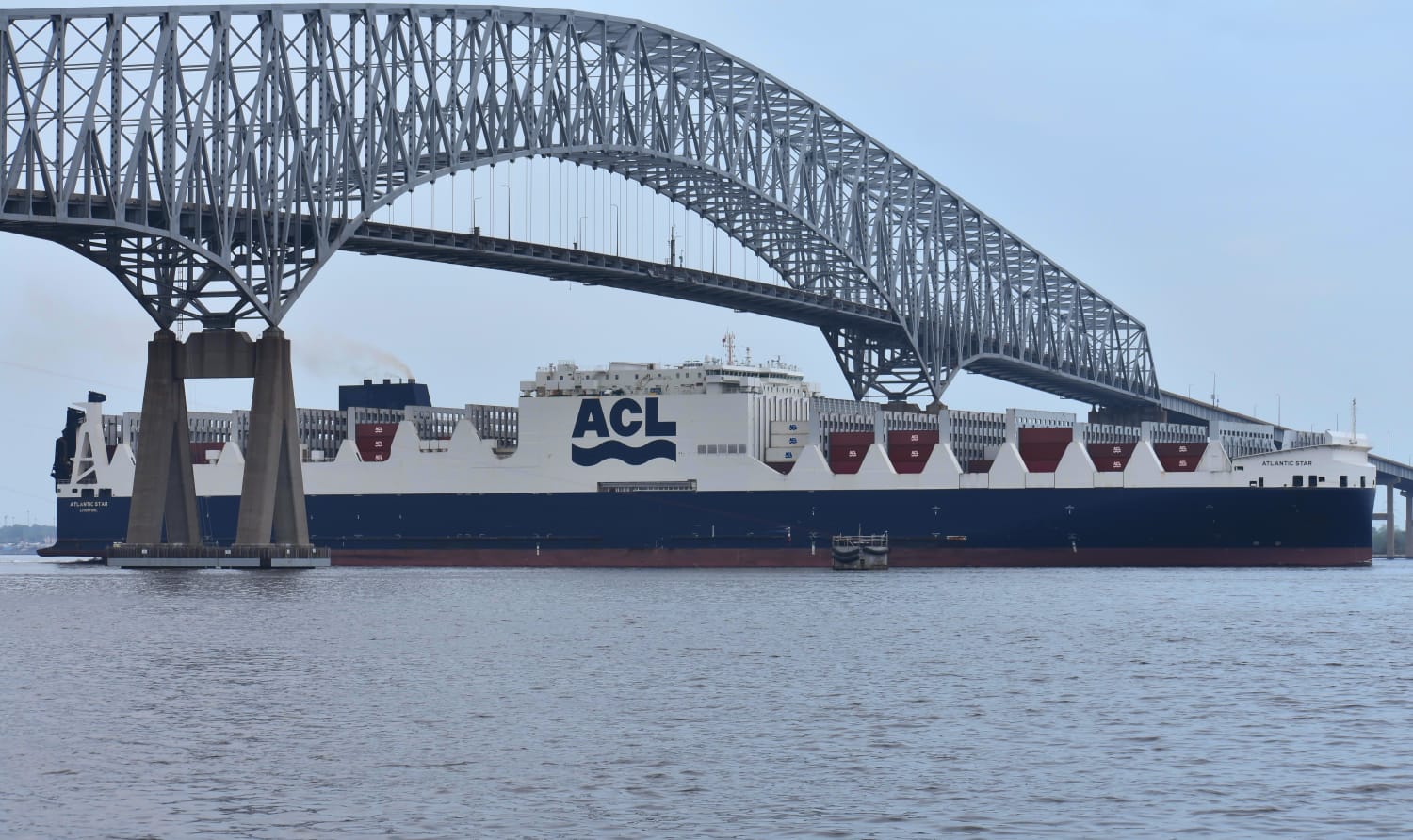 Le navi di Acl (Grimaldi) pronte a tornare nel porto di Baltimora ...