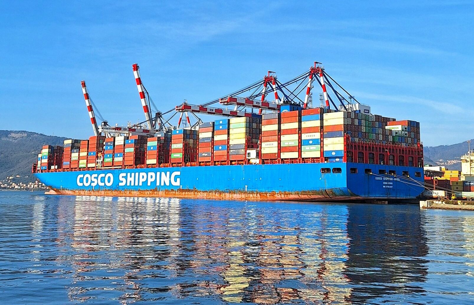 La Cosco Shipping Aries è arrivata al La Spezia Container Terminal - Shipping Italy
