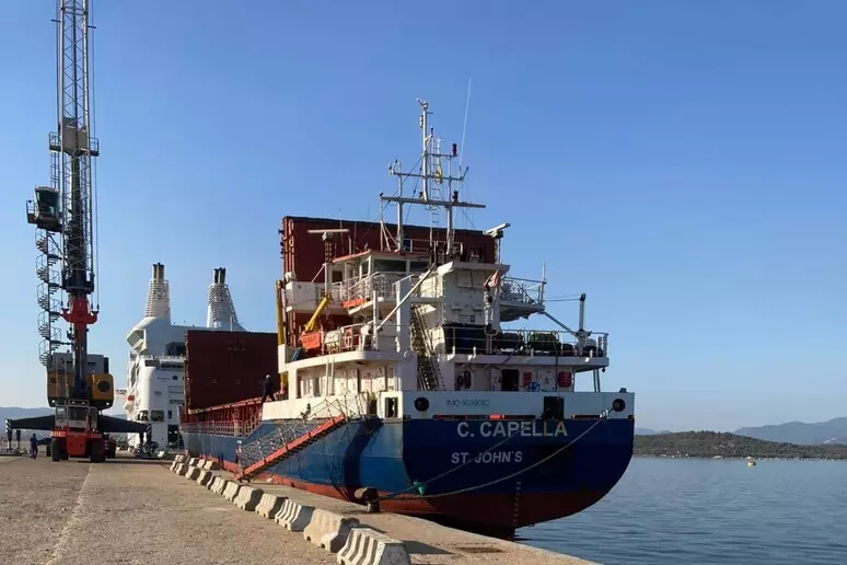 Fermato per gravi carenze general cargo nel porto Isola Bianca di Olbia ...