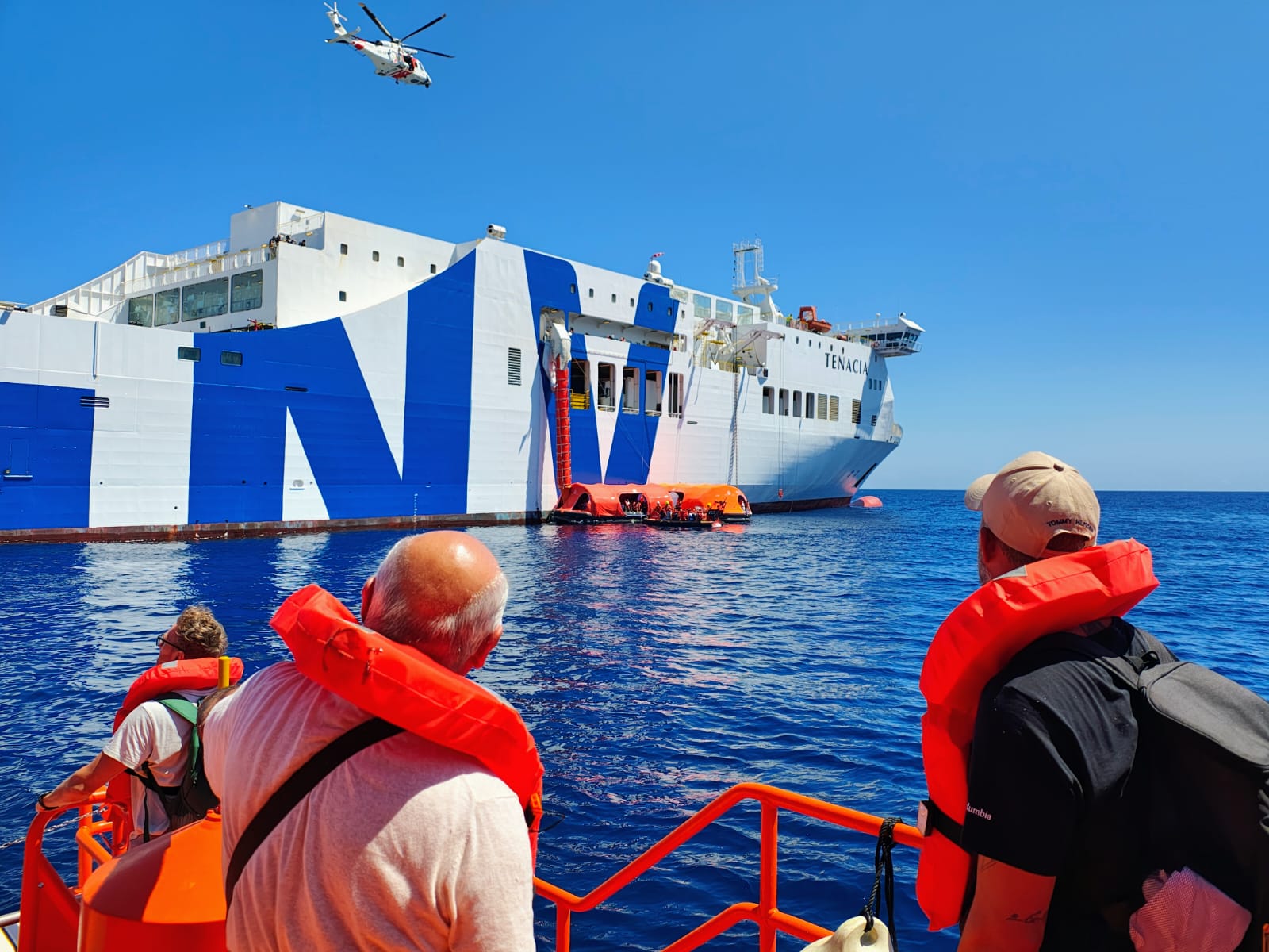 La Tenacia di Gnv è arrivata al rimorchio nel porto di Valencia ...