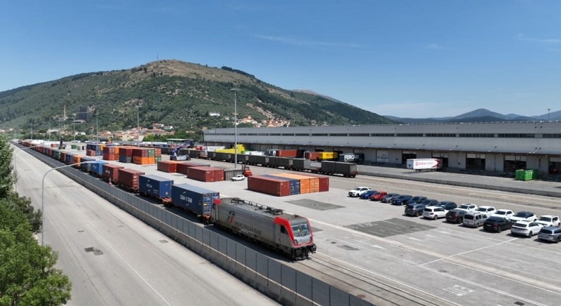 Al via un nuovo treno container tra Tdt e l’interporto di Prato ...