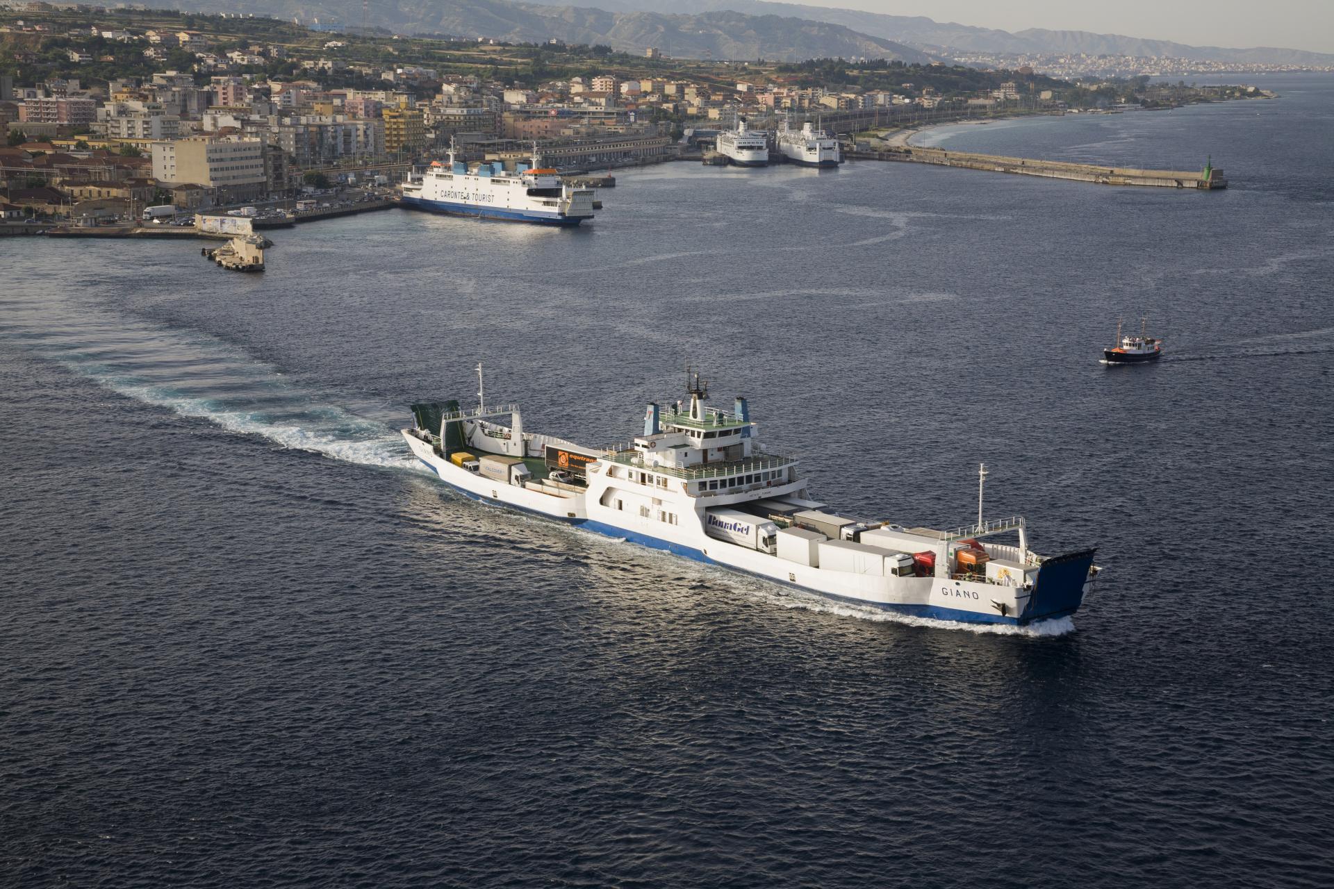 Via libera al potenziamento del terminal di Caronte&Tourist a Villa San ...