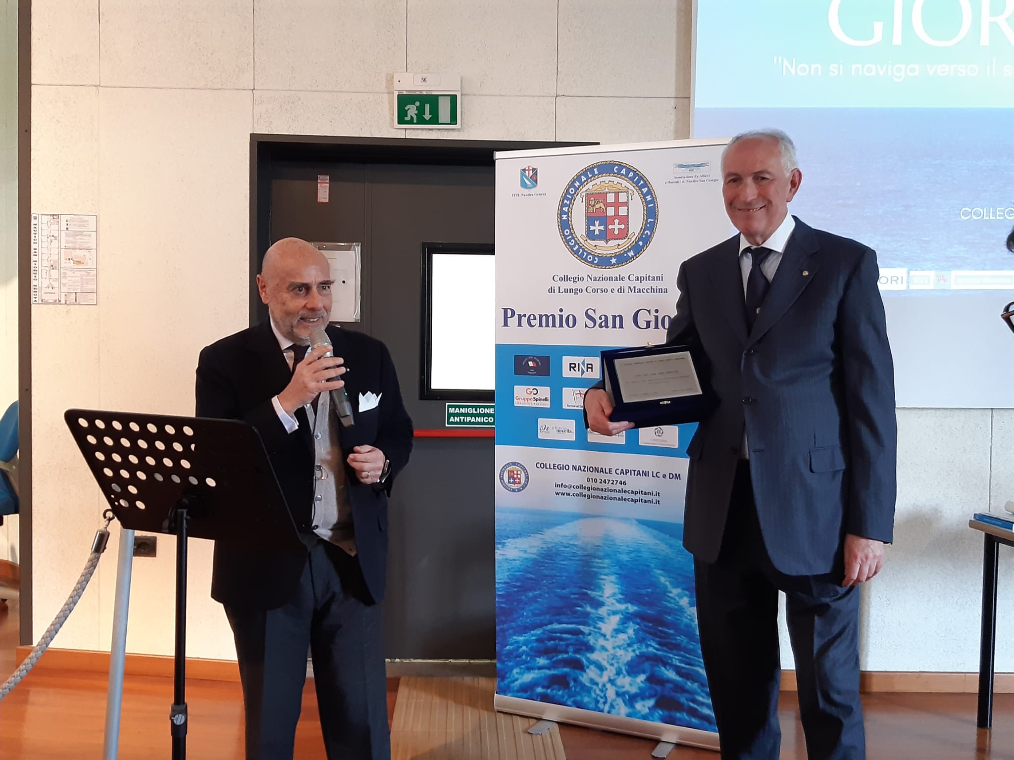 A Ugo Salerno il premio San Giorgio conferito dal Collegio Nazionale ...