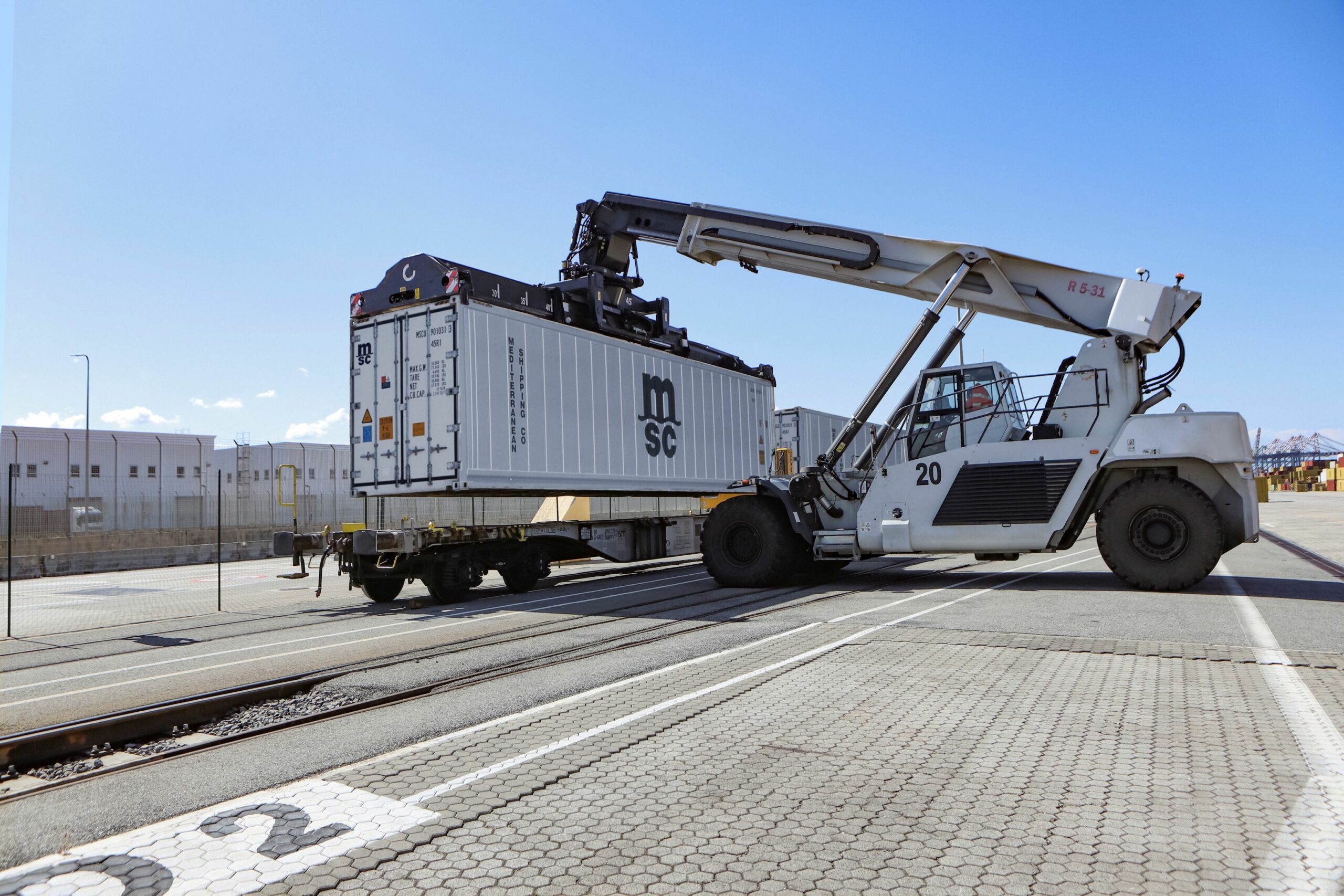 Msc trasporterà container reefer via ferrovia tra Gioia Tauro e Verona ...