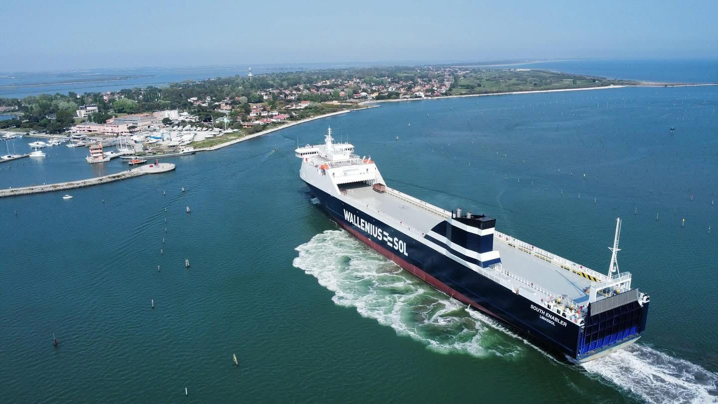 Consegnato ufficialmente da Cantiere Navale Visentini a Wallenius Sol ...