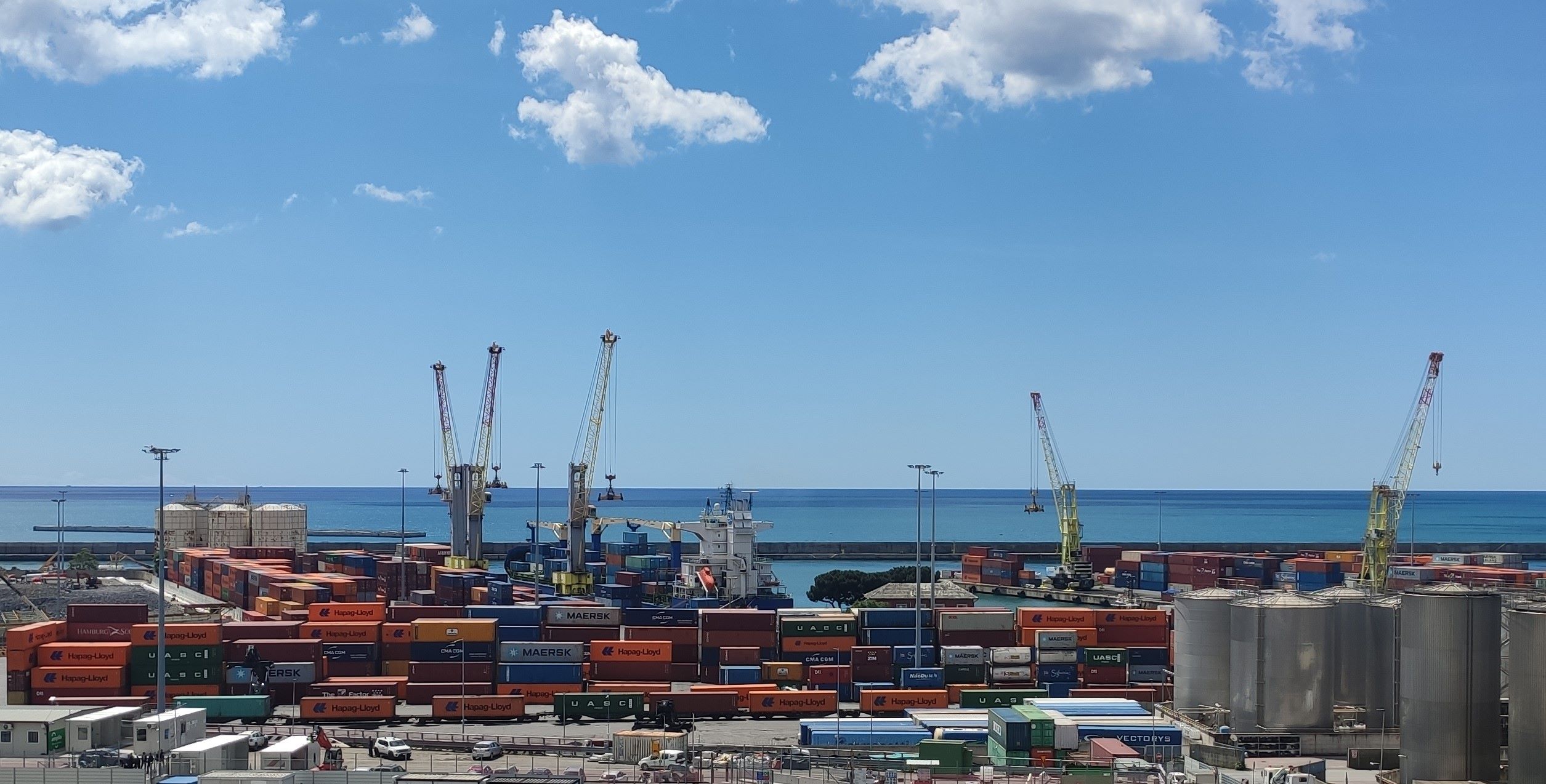 Dal PD e da Psa Sech un nuovo attacco al Genoa Port Terminal - Shipping ...